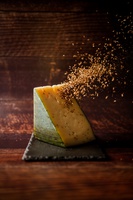 Gouda with Black pepper & Roasted Cumin 200g | Sirimon Cheese